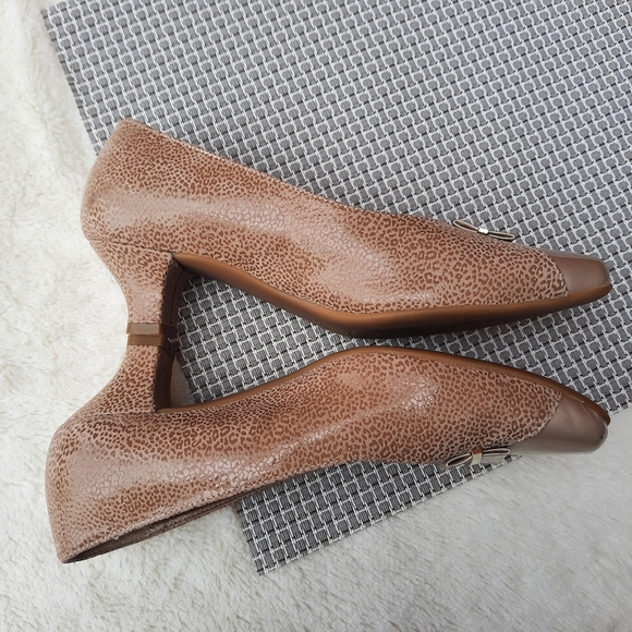 BeautiFeel | Shoes | Beautifeel Patent Cheetah Print Comfort Pumps ...